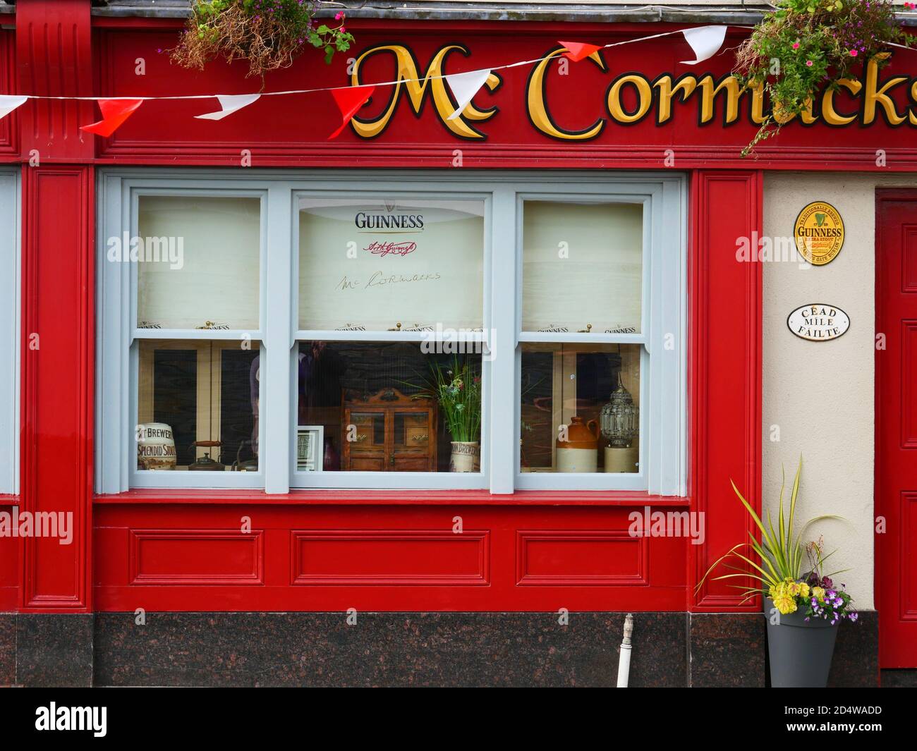 Irish beer kegs hi-res stock photography and images - Alamy