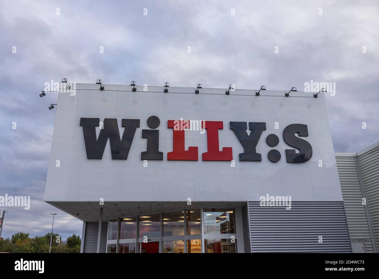 Willy wood hi-res stock photography and images - Alamy