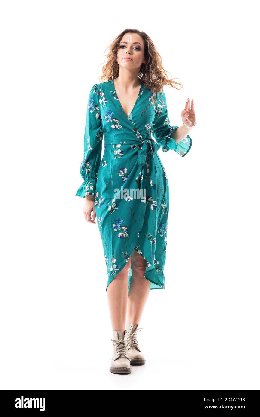 Young stylish woman with attitude refuse resolutely and shake it off ...