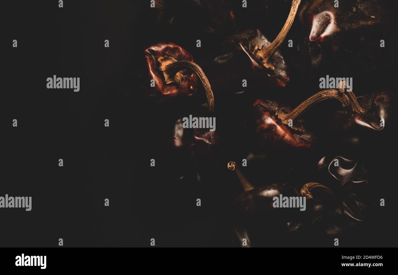 Chile cascabel hi-res stock photography and images - Alamy