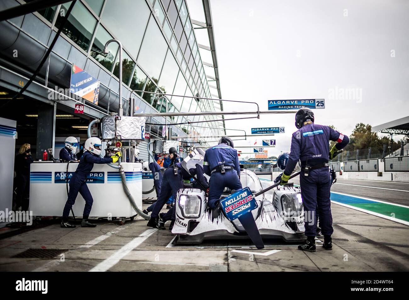 Monza circuit pit hi-res stock photography and images - Alamy