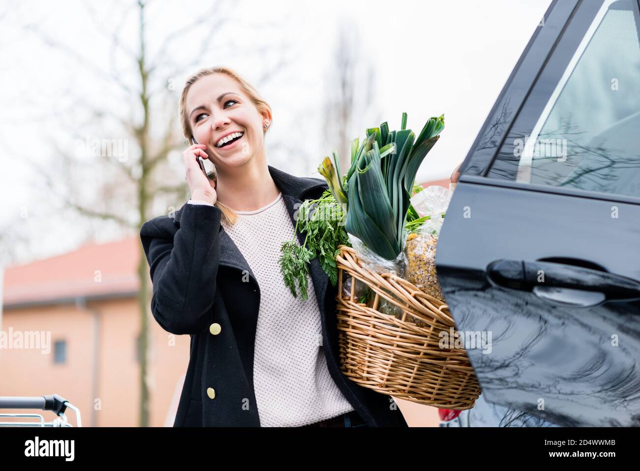 Trunk of car hi-res stock photography and images - Alamy