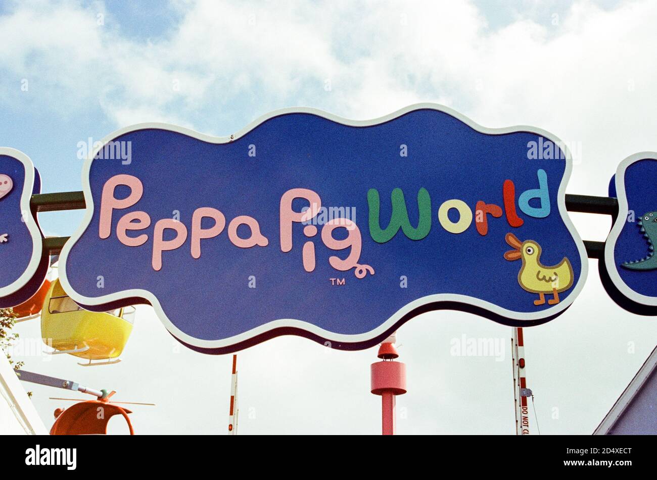 Peppa Pig World Logo