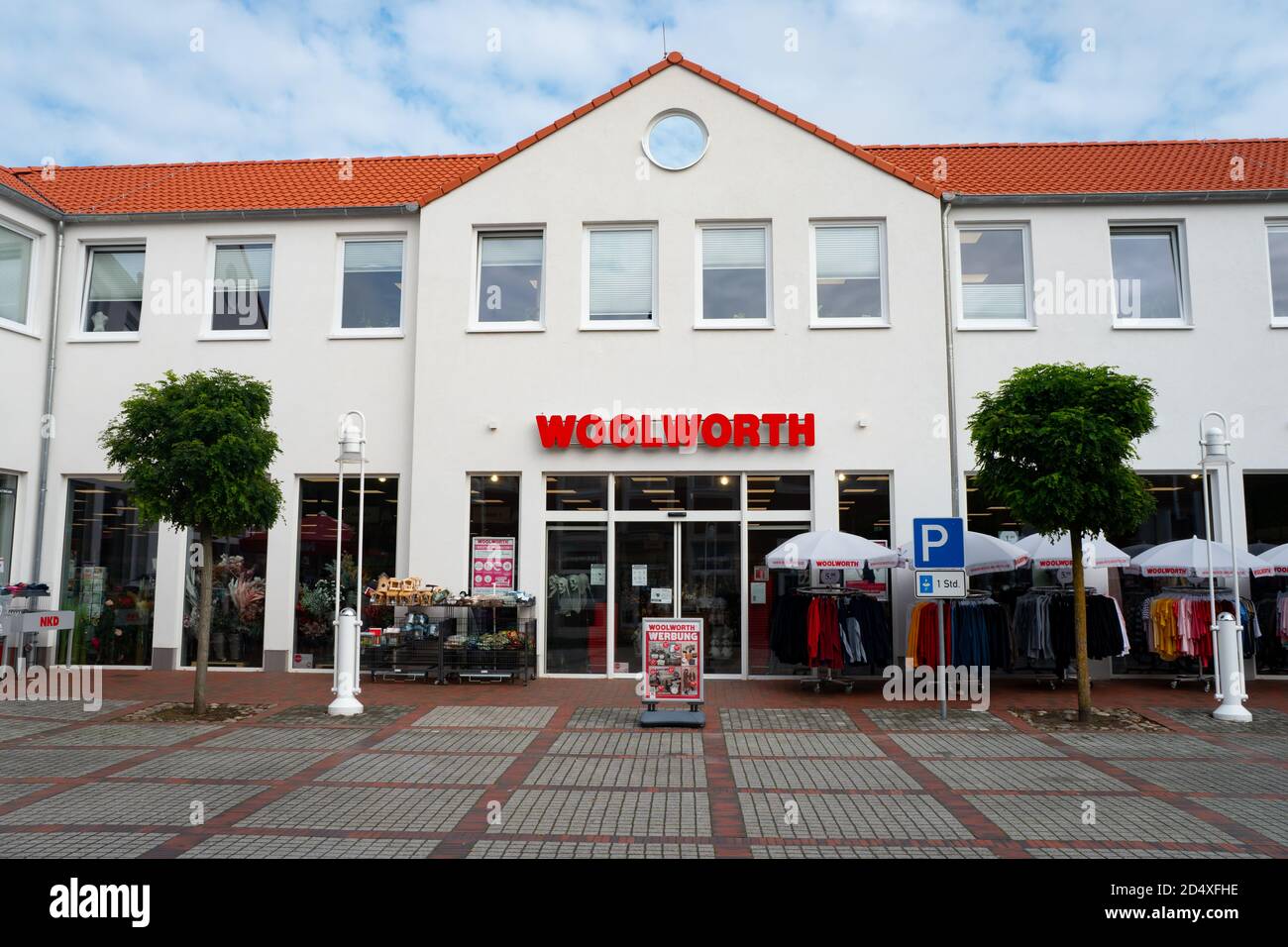 A branch woolworths hi-res stock photography and images - Alamy