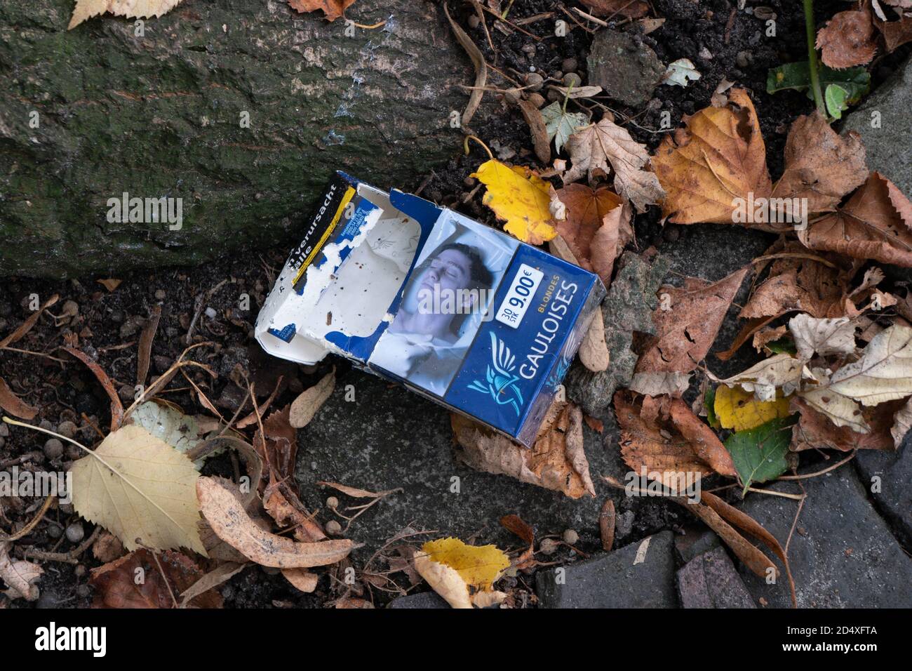 Packet germany hi-res stock photography and images - Alamy