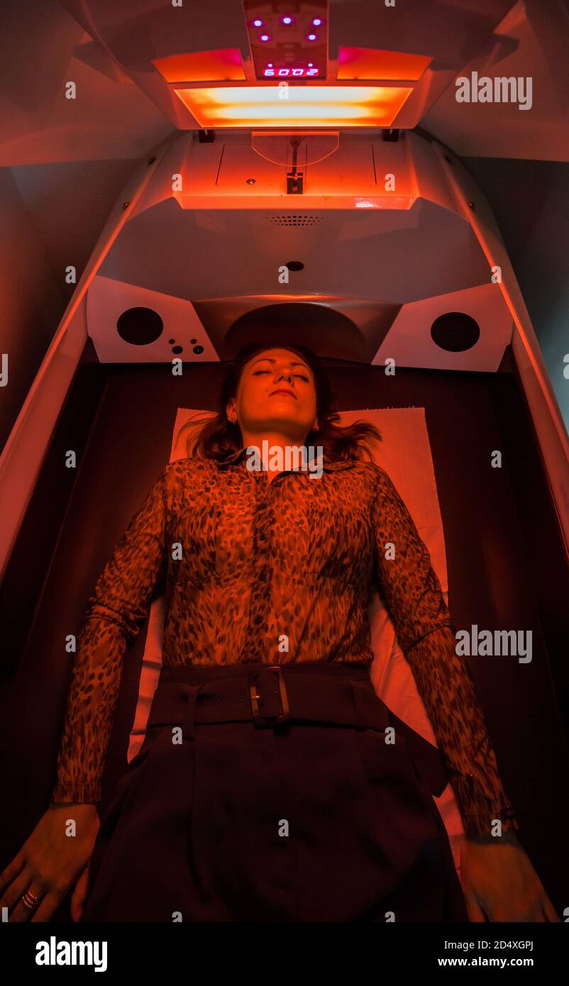 Cosmetic and physical procedures. Water-bed. The patient lies on a bed ...