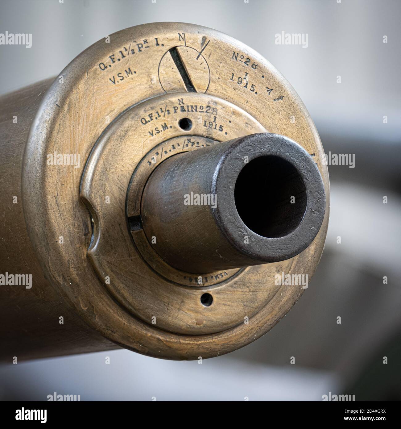 Machine gun barrel Stock Photo - Alamy