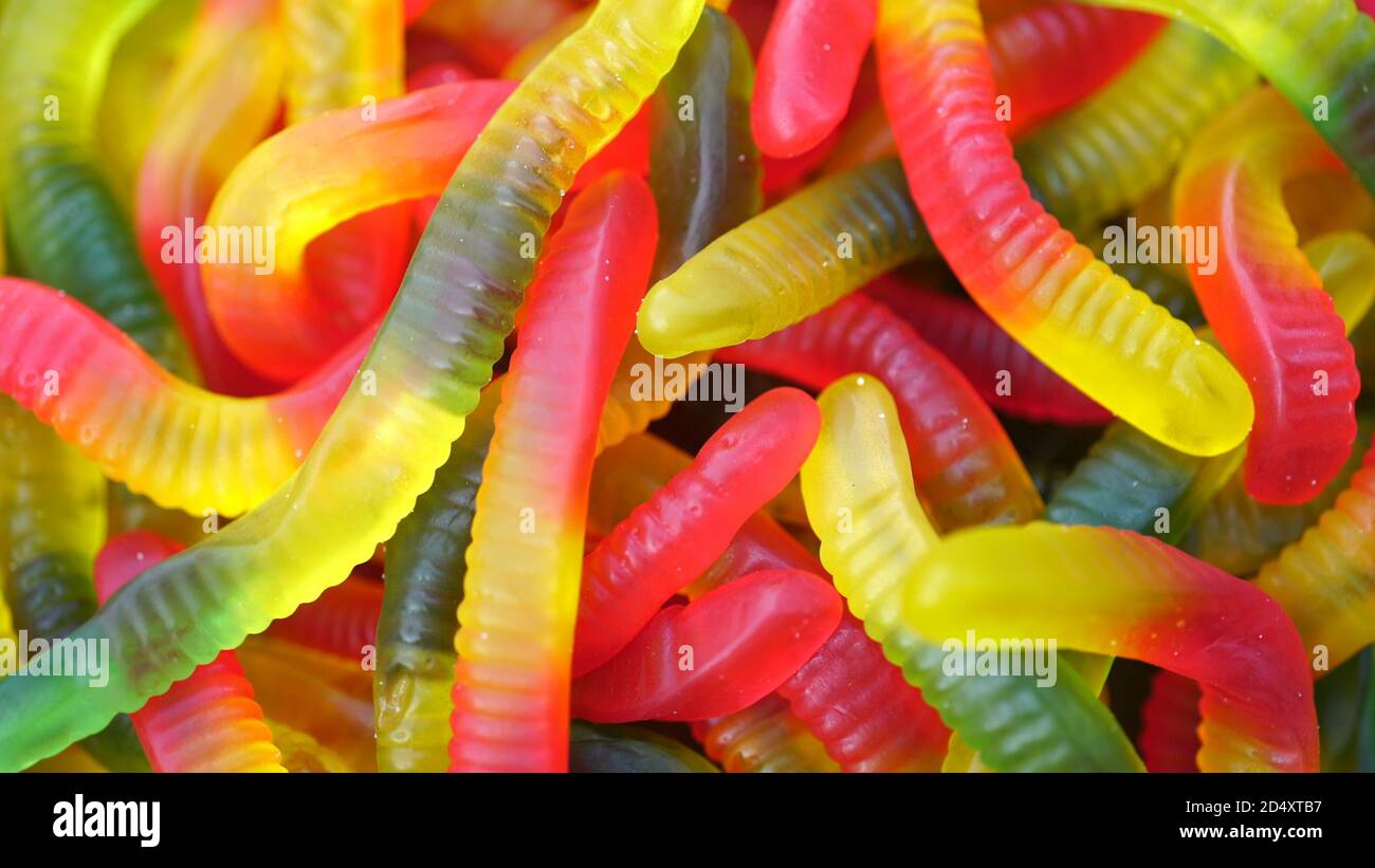 Colourful worm sweets hi-res stock photography and images - Alamy