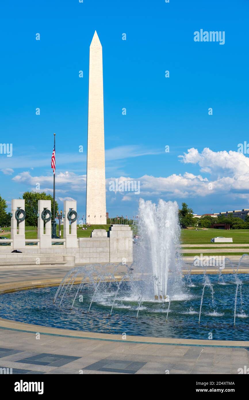 The Washington Monument and the World War Two memorial in Washington DC ...