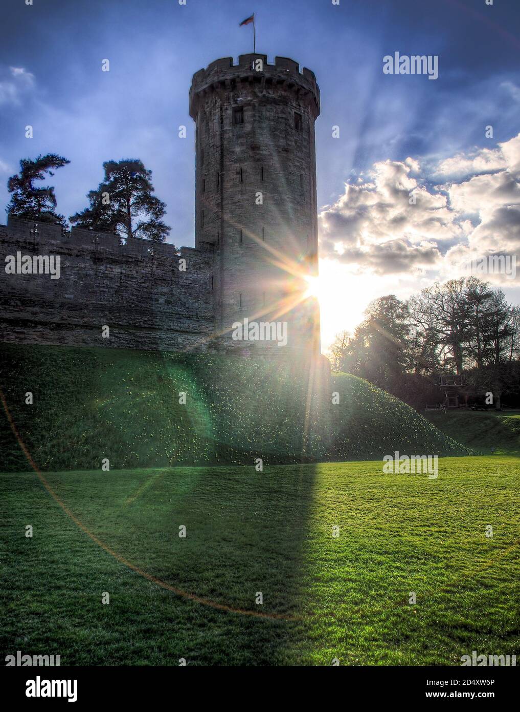 Guys tower at warwick castle hi-res stock photography and images - Alamy