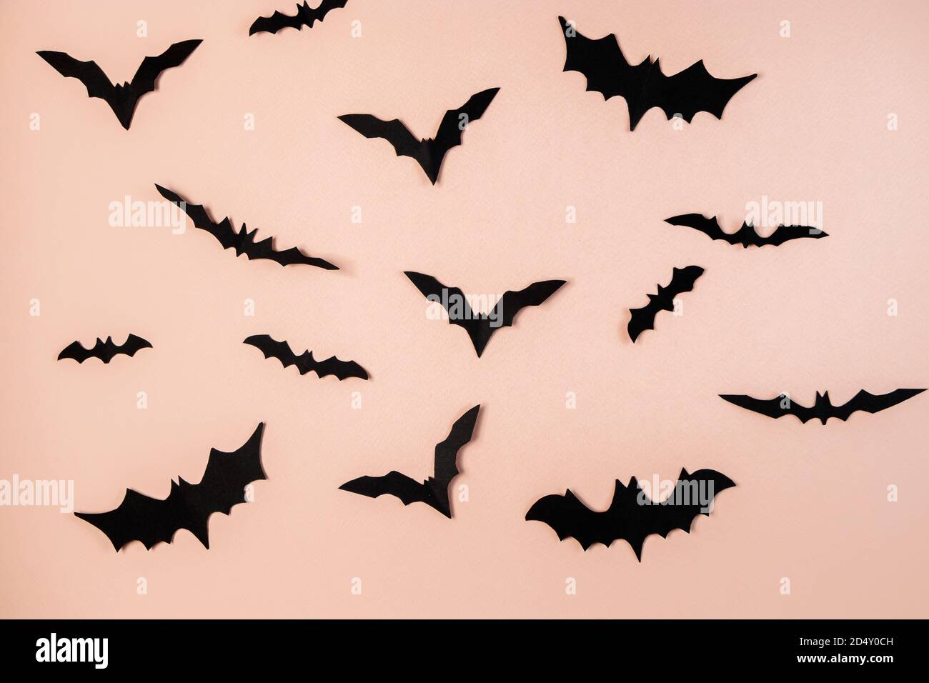 Halloween bats hi-res stock photography and images - Alamy
