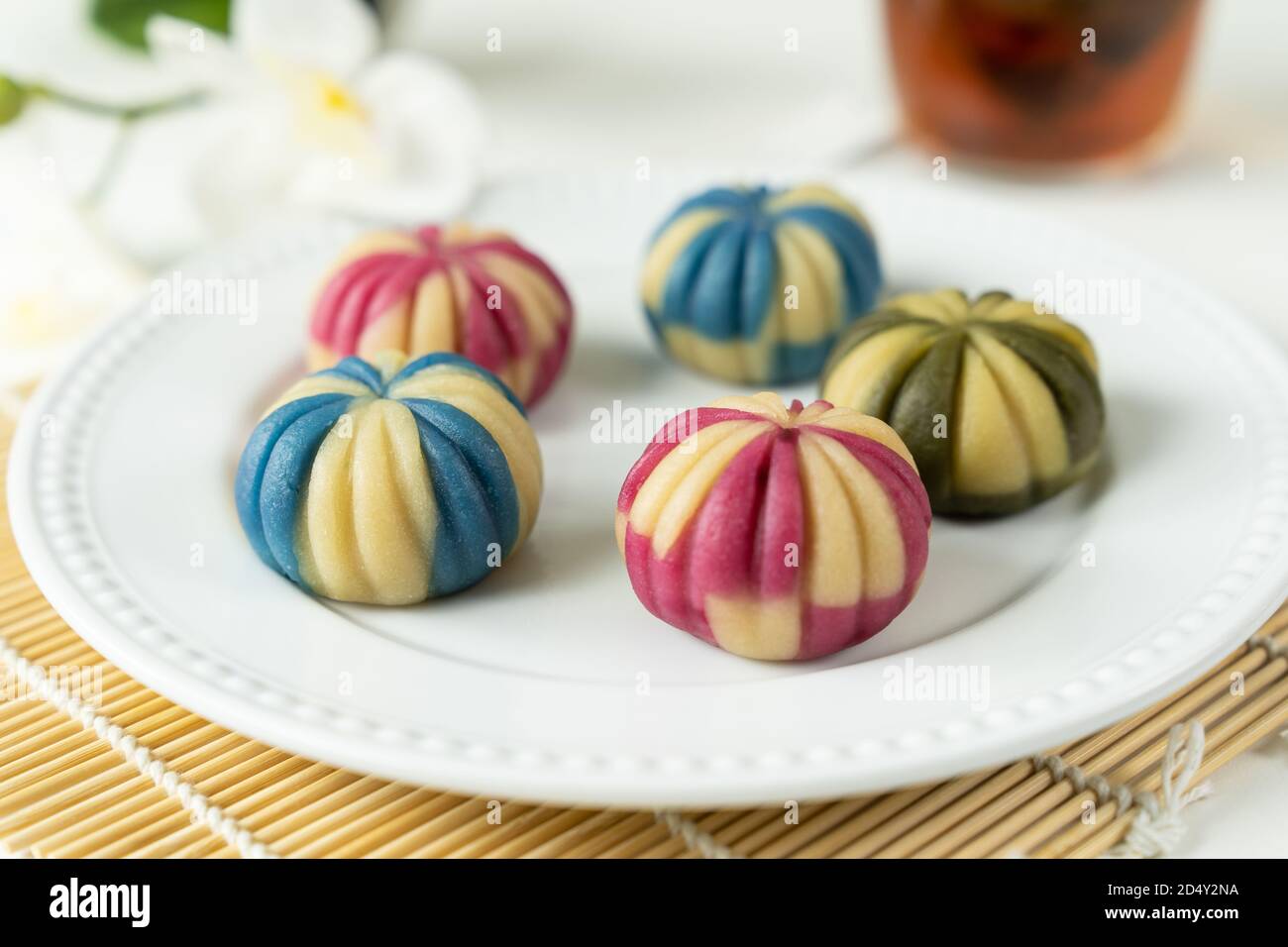 Japanese traditional confectionery cake wagashi Stock Photo - Alamy