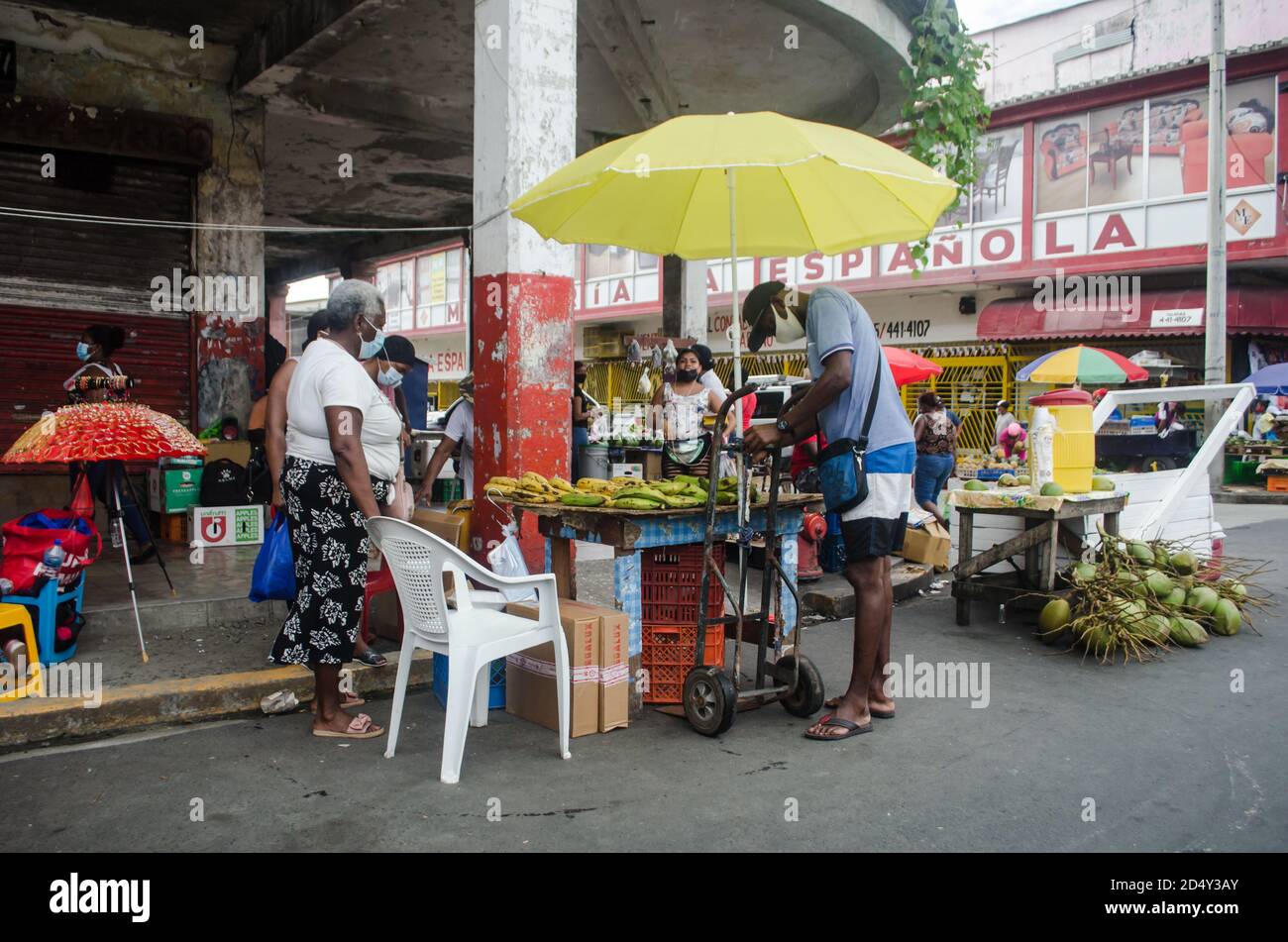Scene of daily life in Colon City over the famous Paseo Centenario ...