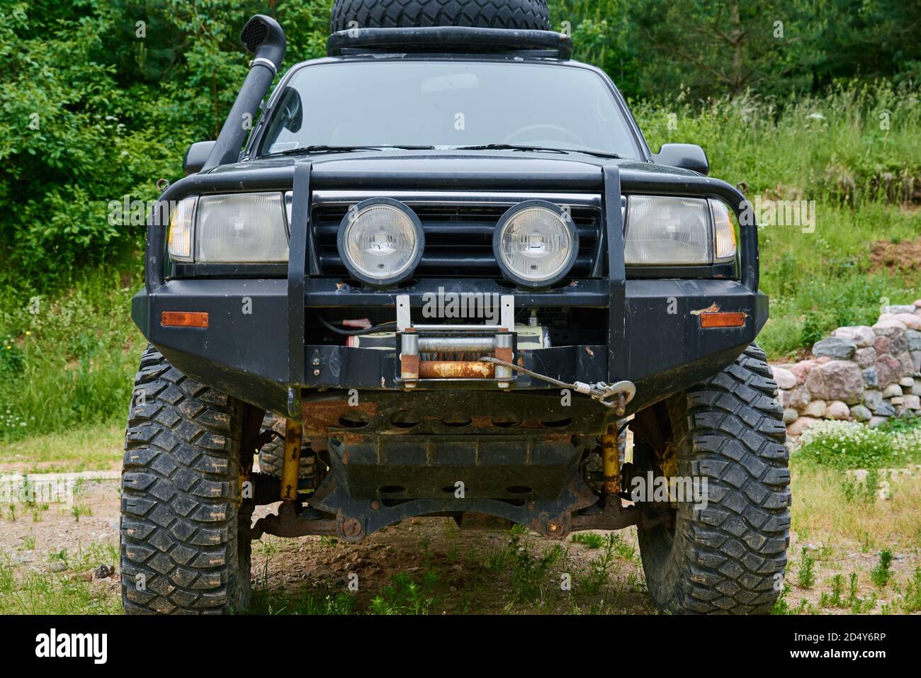 Front view of old car SUV outdoor Stock Photo - Alamy