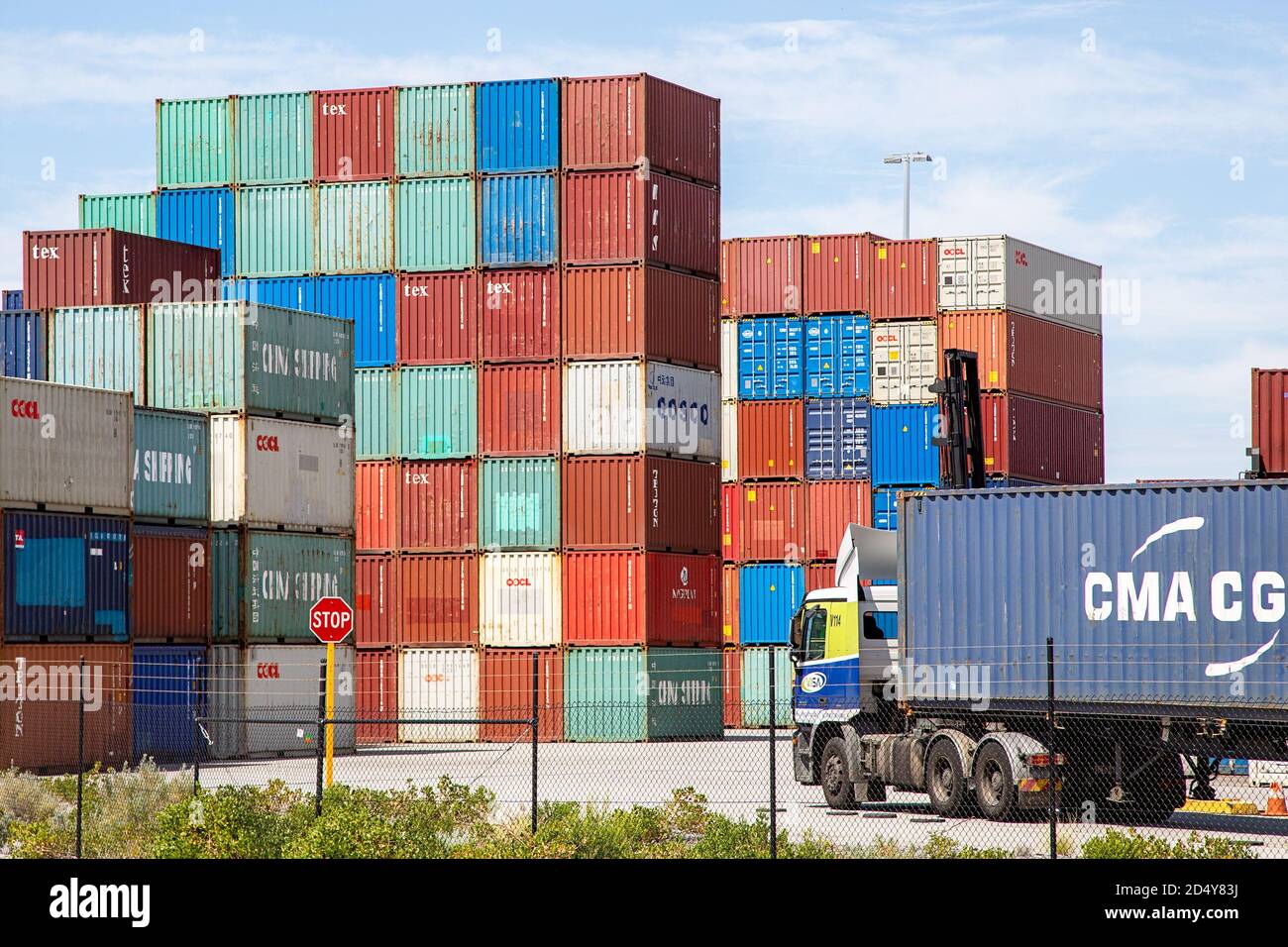 Australian shipping containers hi-res stock photography and images - Alamy