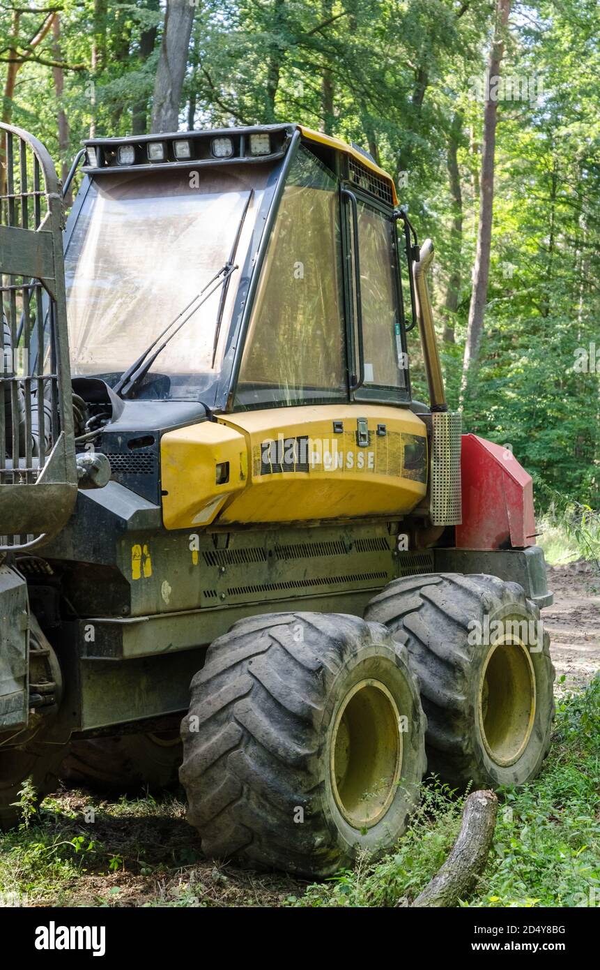 Forwarder Machine High Resolution Stock Photography and Images - Alamy