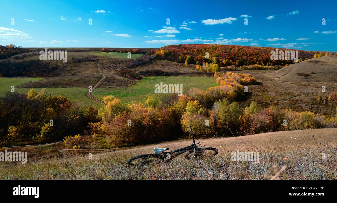 Aerial bike ride park hi-res stock photography and images - Alamy