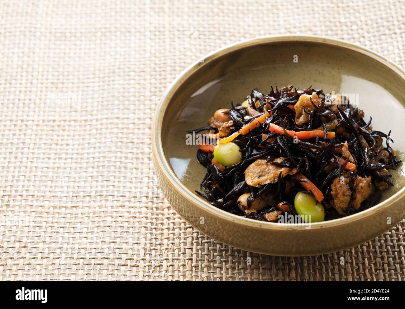 Nimono hi-res stock photography and images - Alamy