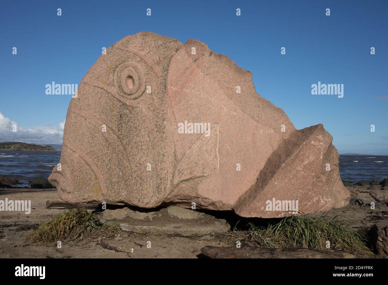 Cramond waterfront and beach with the Cramond Fish sculpture by Ronald ...