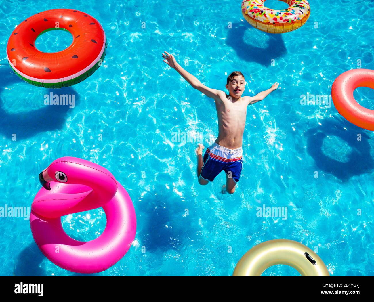 Boy summer diving teenager hi-res stock photography and images - Alamy
