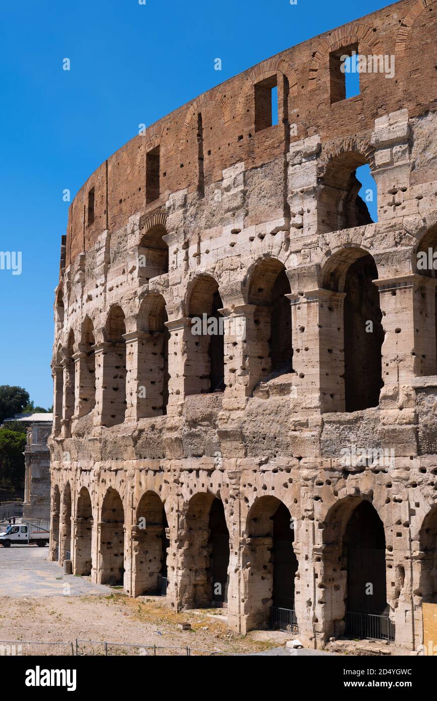 80 ad colosseum hi-res stock photography and images - Alamy