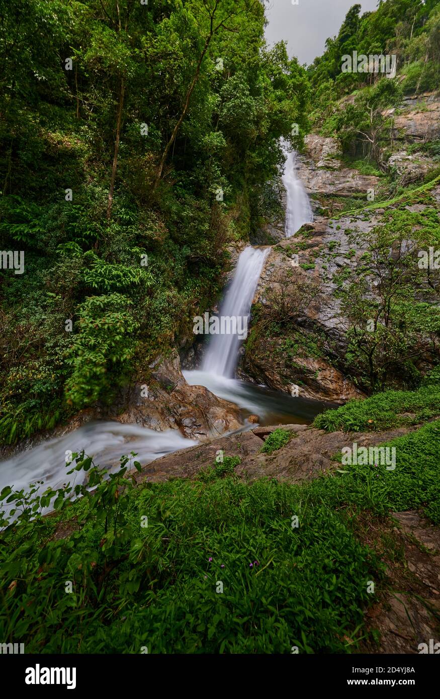 Mae Pan Waterfall High Resolution Stock Photography and Images - Alamy