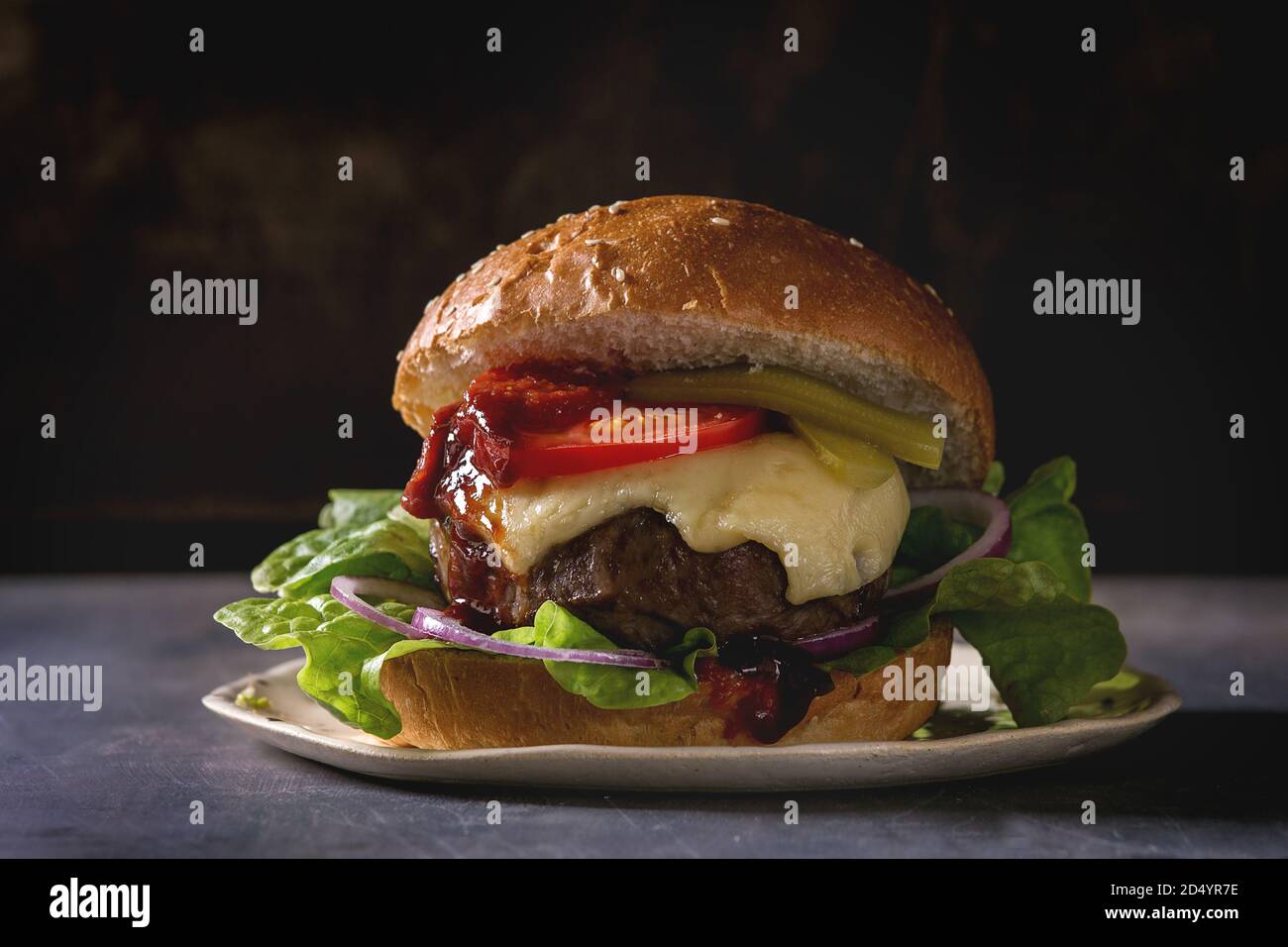 Classic beef burger in bun hi-res stock photography and images - Alamy