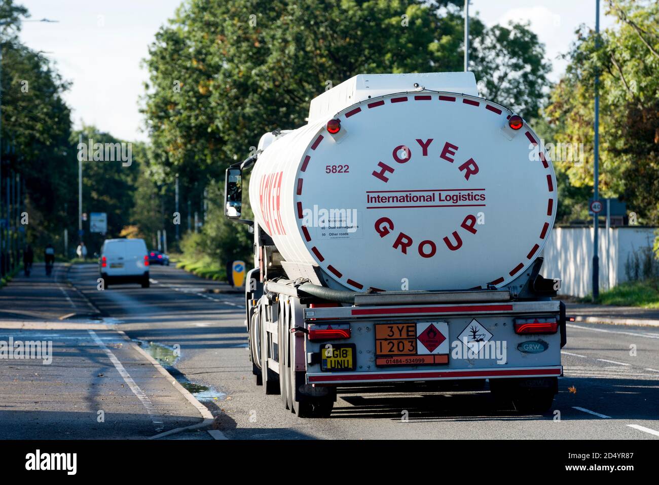 Petrol delivery lorry hi-res stock photography and images - Alamy