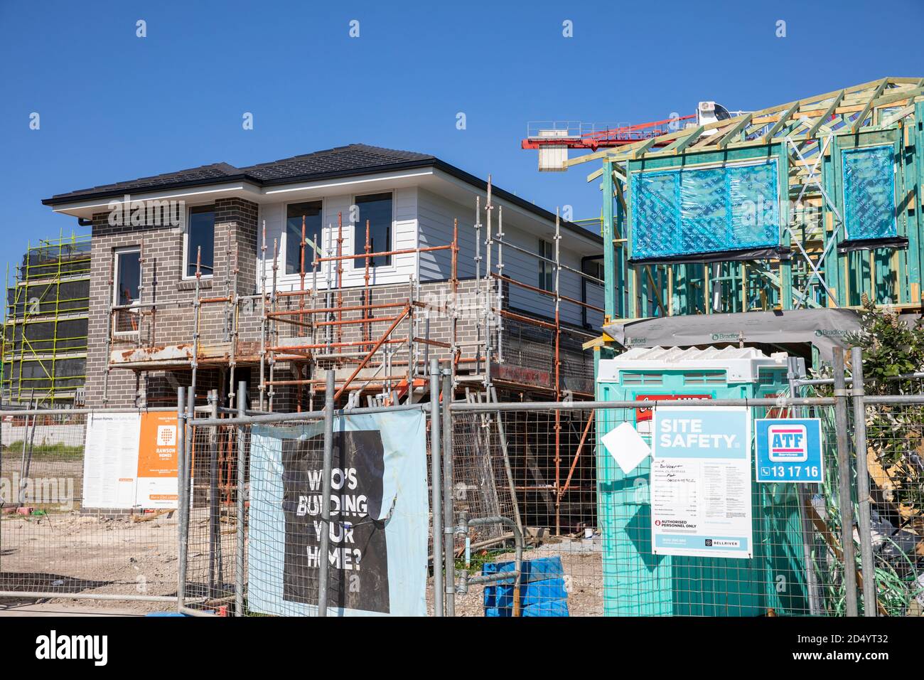 Australian house builder hi-res stock photography and images - Alamy