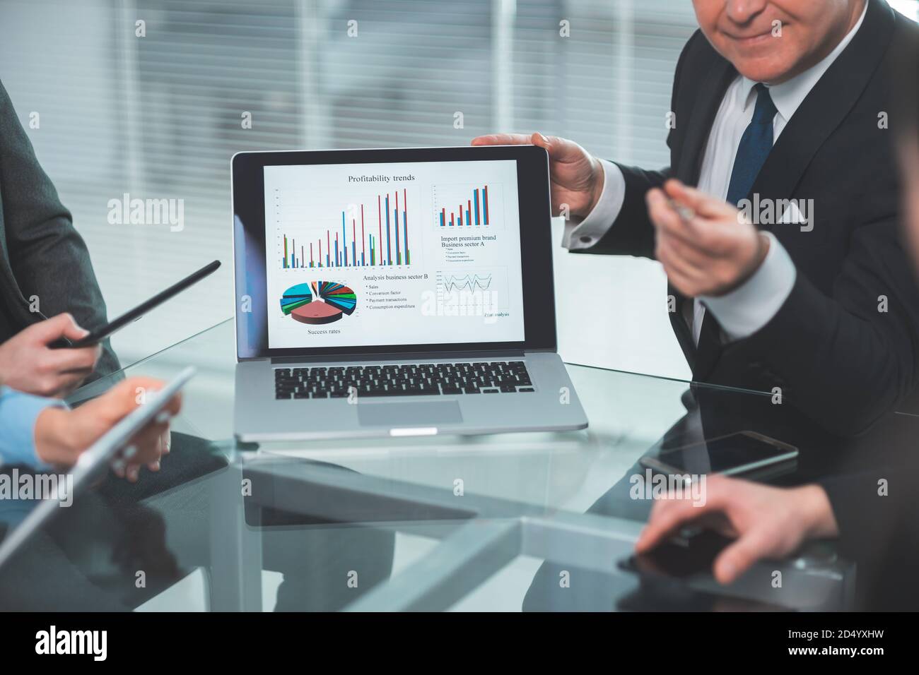 close up. annual financial report on the laptop screen Stock Photo - Alamy