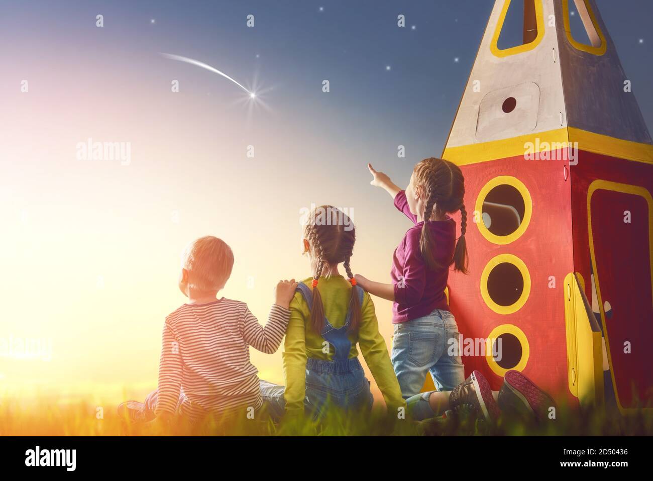 Starfall High Resolution Stock Photography and Images - Alamy