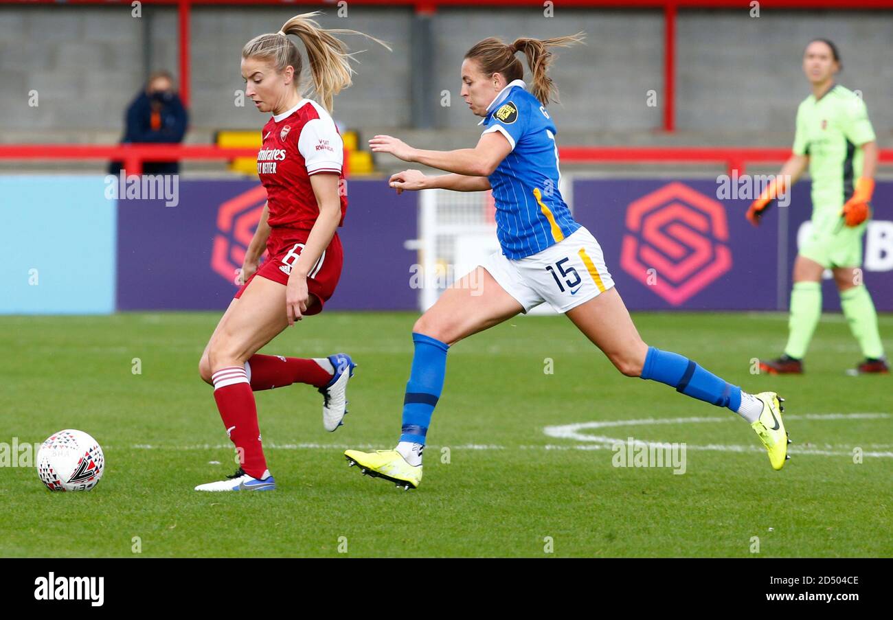CRAWLEY, ENGLAND - OCTOBER 11: L-R Leah Williamson of Arsenal and br 15 ...