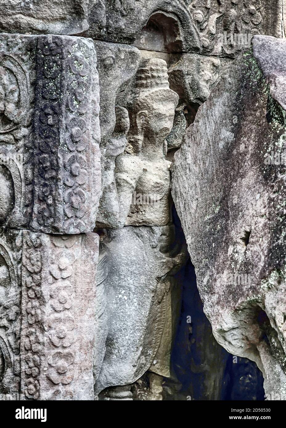Stone bas relief Khmer temple architecture Stock Photo - Alamy