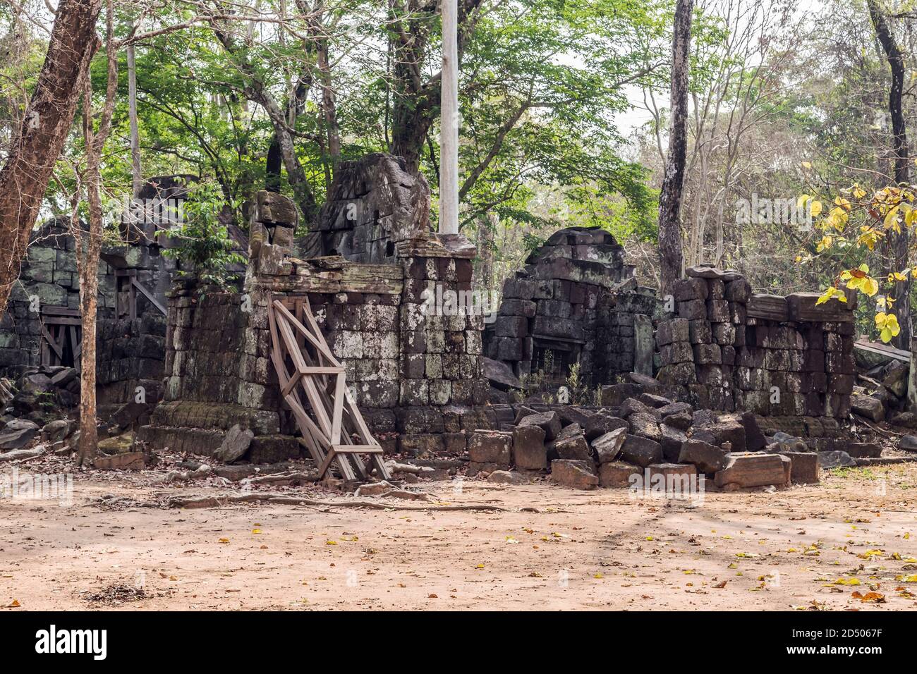 Moss on the stone brick sandstone laterite blocks Prasat Krahom ...