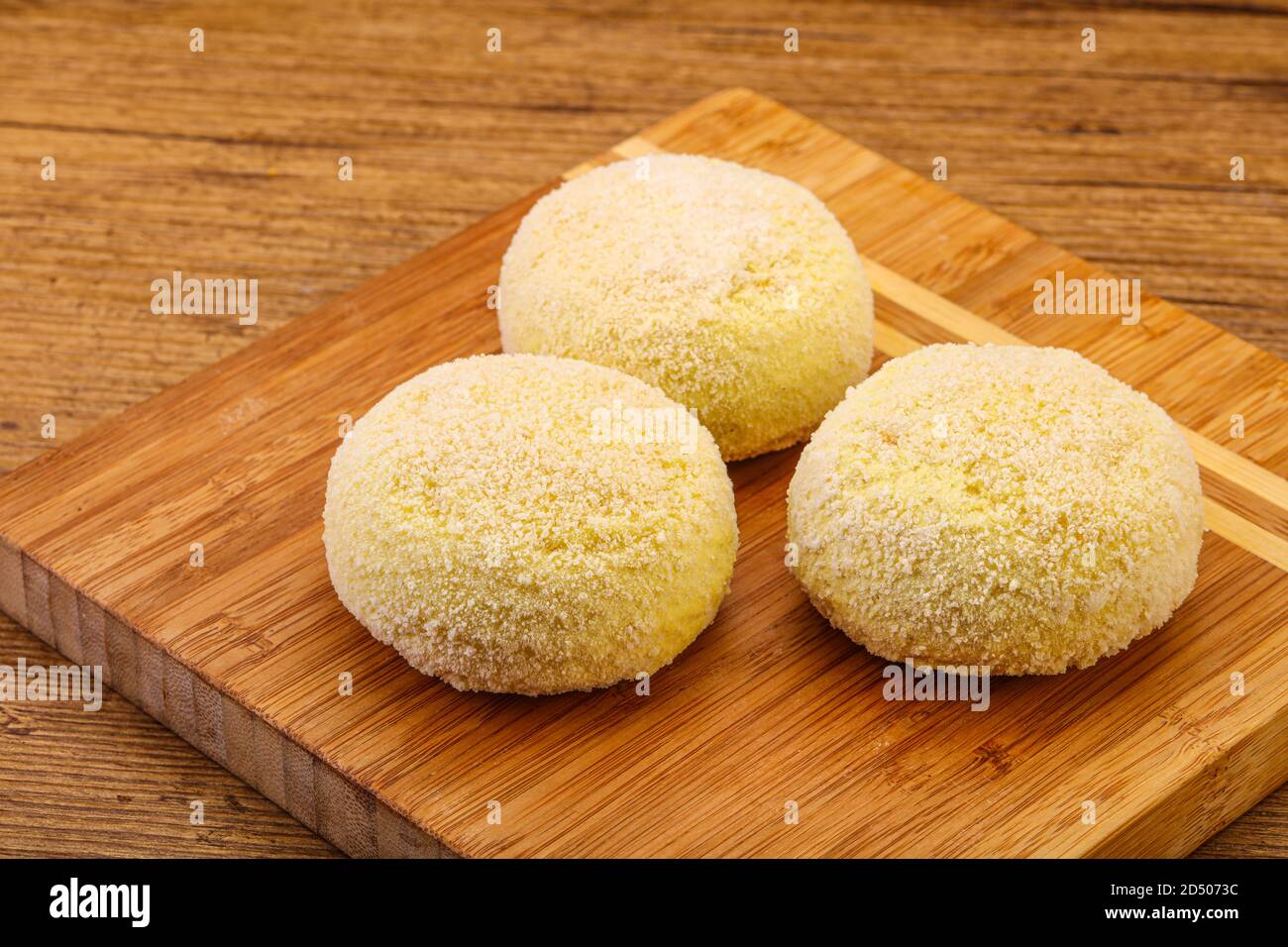 Raw potato zrazy - stuffed potato cutlet - for cooking Stock Photo - Alamy