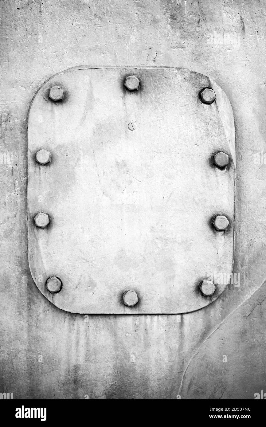 Hatch cover hi-res stock photography and images - Alamy