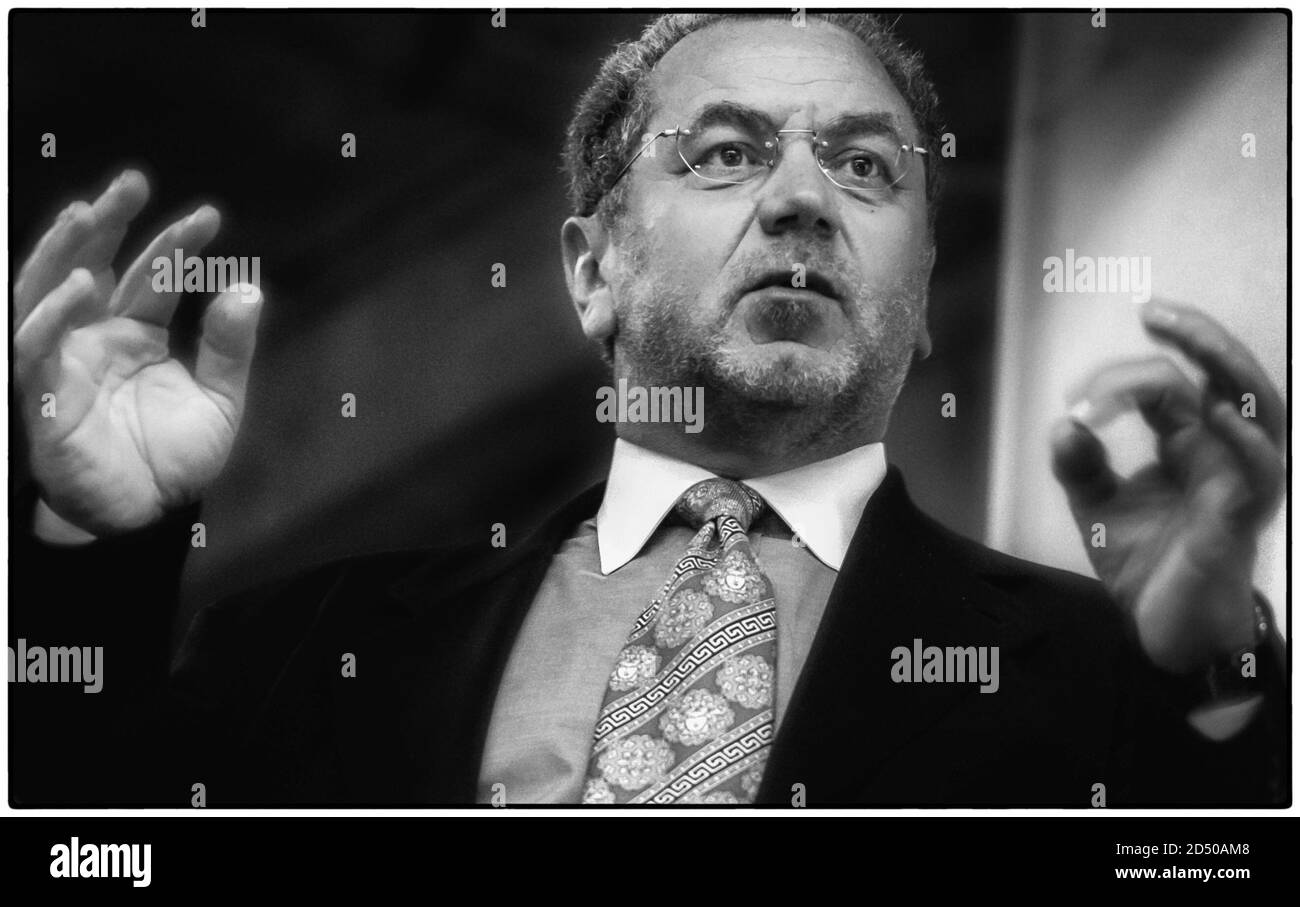 Alan sugar hi-res stock photography and images - Alamy
