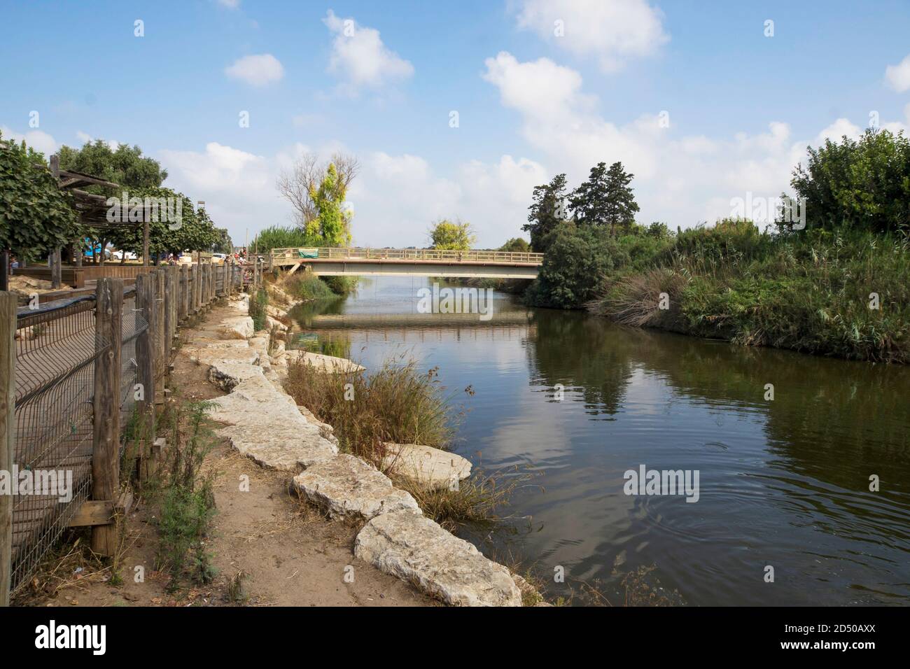 Turtle Bridge observation point on Nahal Alexander (Alexander stream or ...