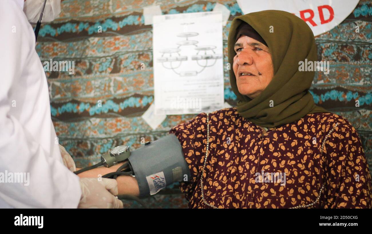 A friendly dialogue between the doctor and the patient, the doctor ...