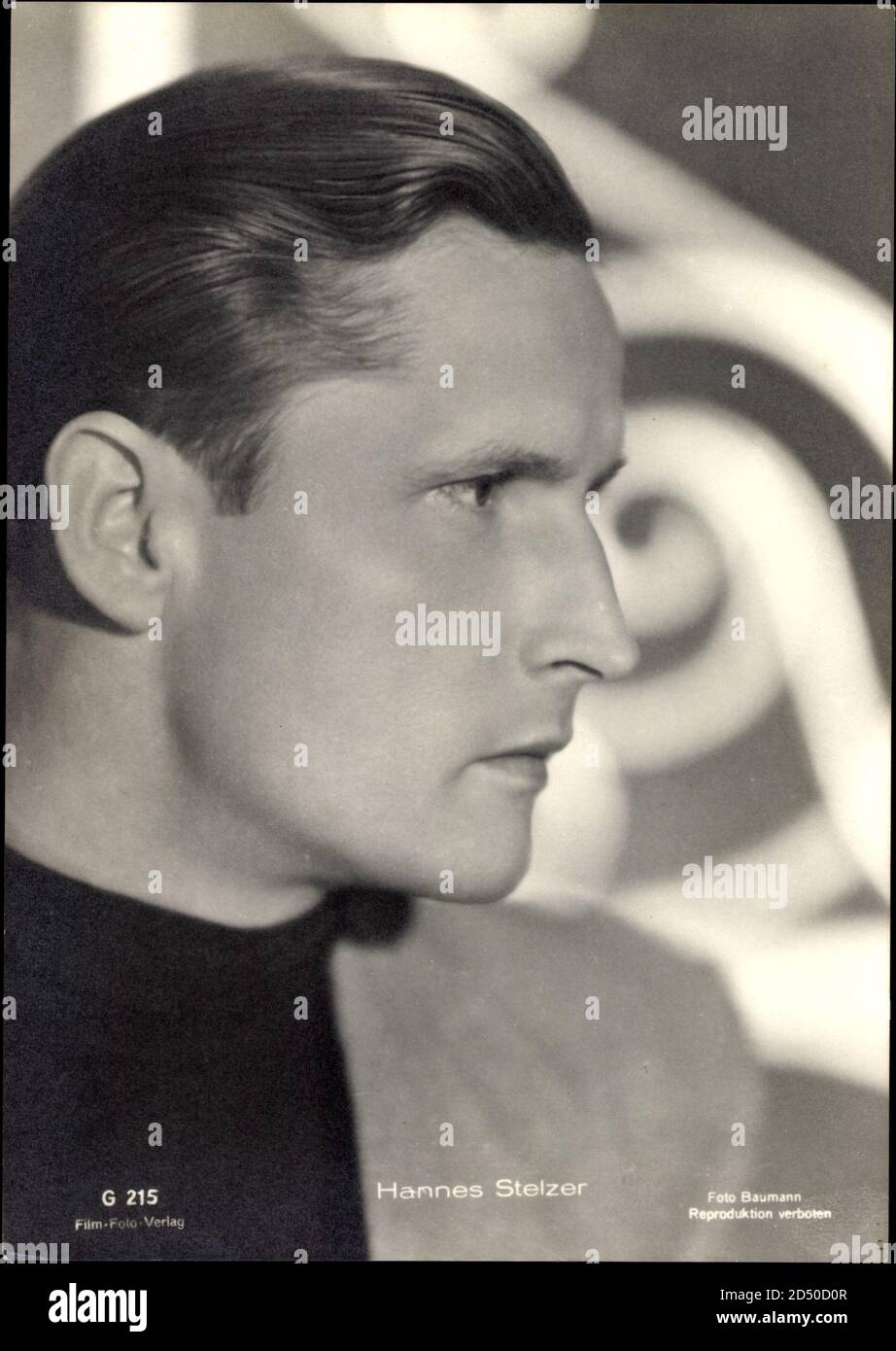 Schauspieler Hannes Stelzer im Profil | usage worldwide Stock Photo - Alamy