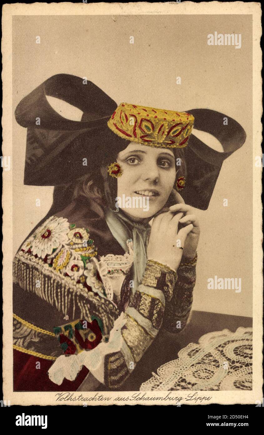 Elsaß Lothringer Volkstracht, Schaumburg Lippe | usage worldwide Stock ...