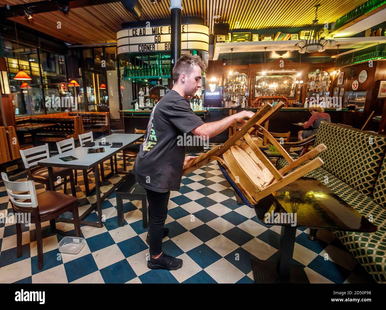 Corner boy pub manchester hi-res stock photography and images - Alamy