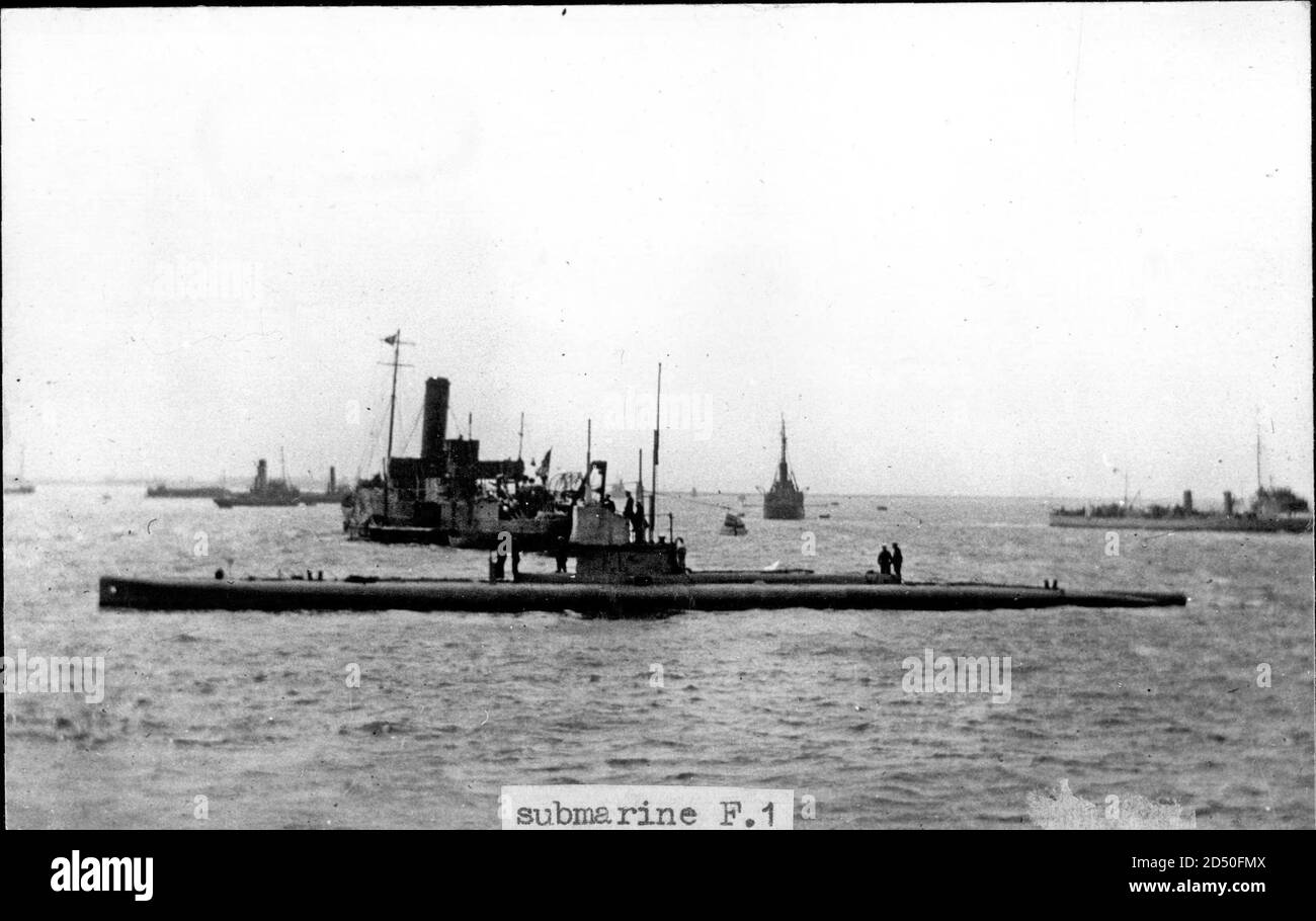 Britisches U Boot, Royal Navy, HMS F 1 | usage worldwide Stock Photo ...
