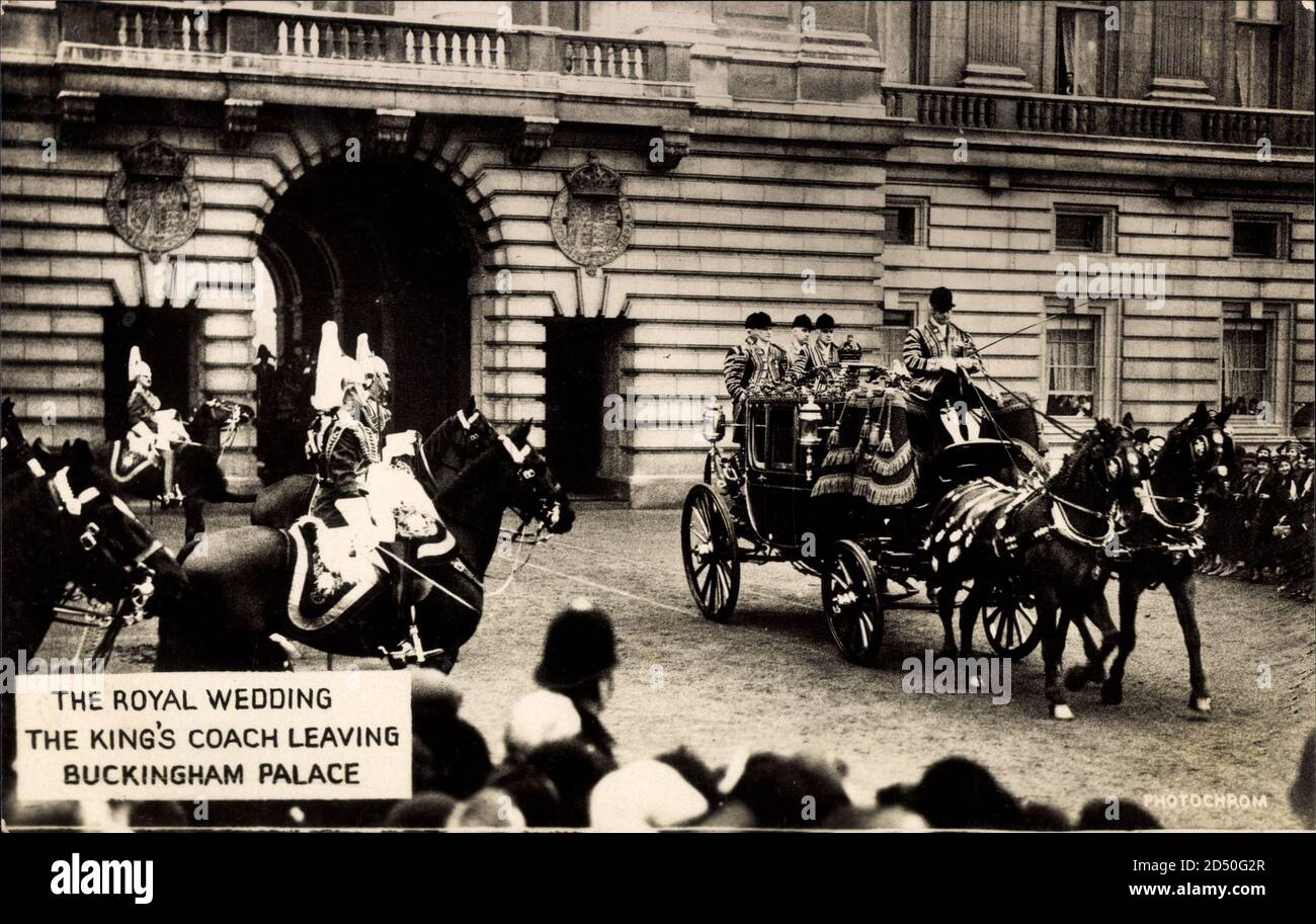 The Royal Wedding, The King's Coach leaving Buckingham Palace | usage ...