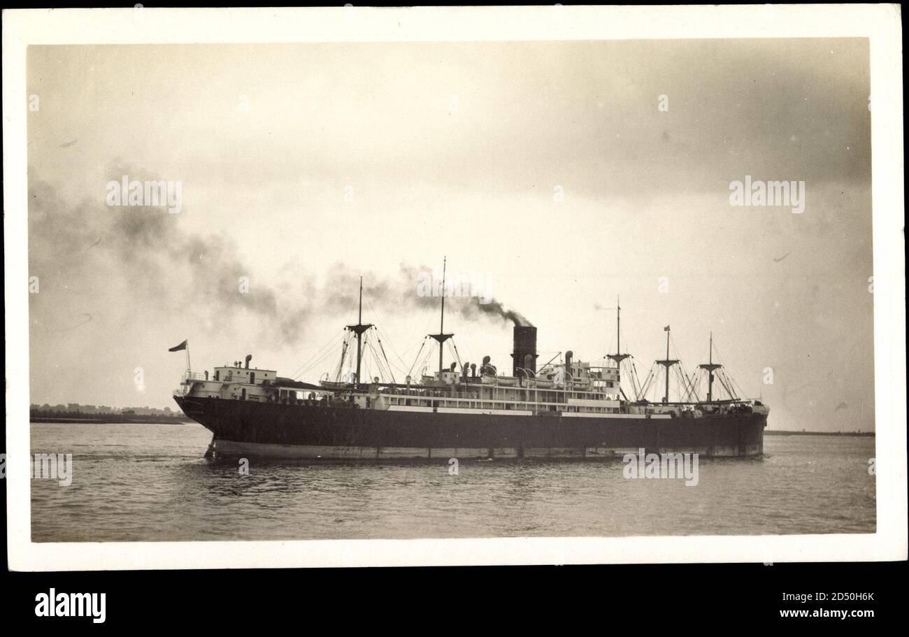 Clan liner hi-res stock photography and images - Alamy