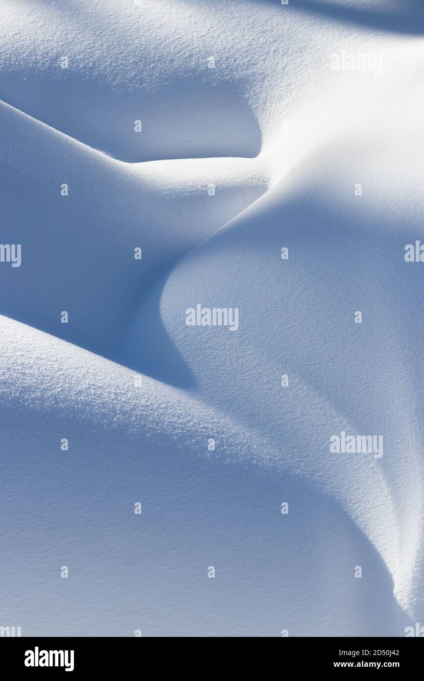 Abstract snow drift lines on hi-res stock photography and images - Alamy