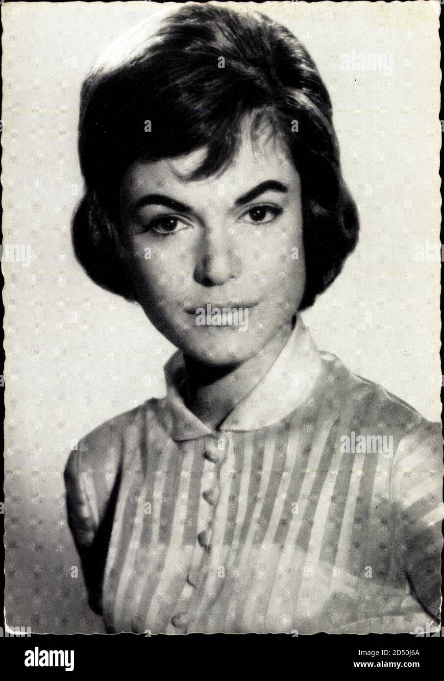 Schauspielerin Margit Saad, Portrait, Augenbrauen | usage worldwide ...