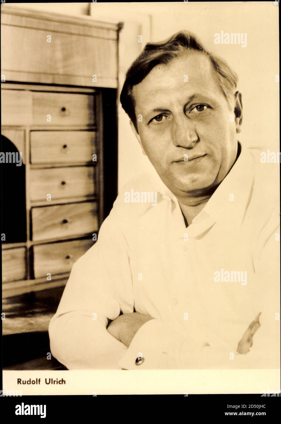 Schauspieler Rudolf Ulrich, DEFA, Schwarzer Samt | usage worldwide Stock Photo - Alamy