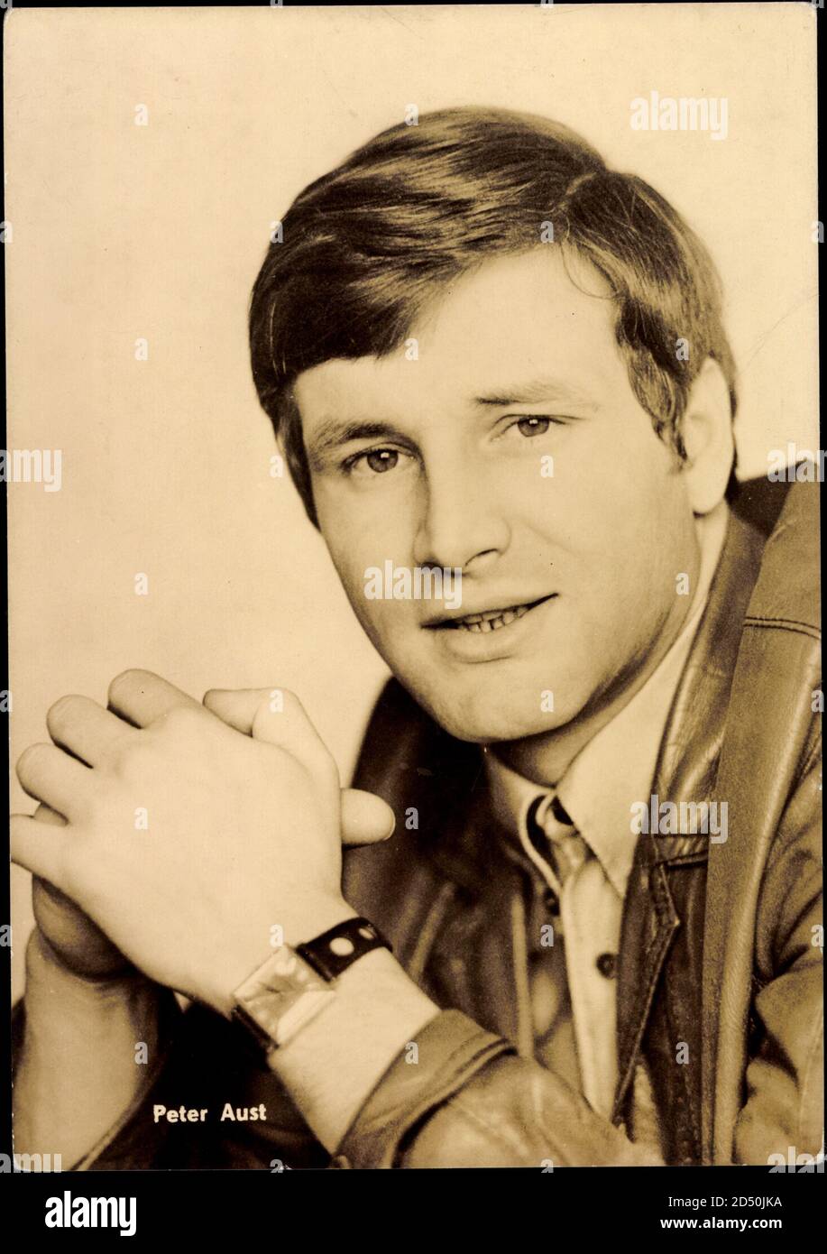Schauspieler Peter Aust, Armbanduhr, Anflug Alpha 1 | usage worldwide ...