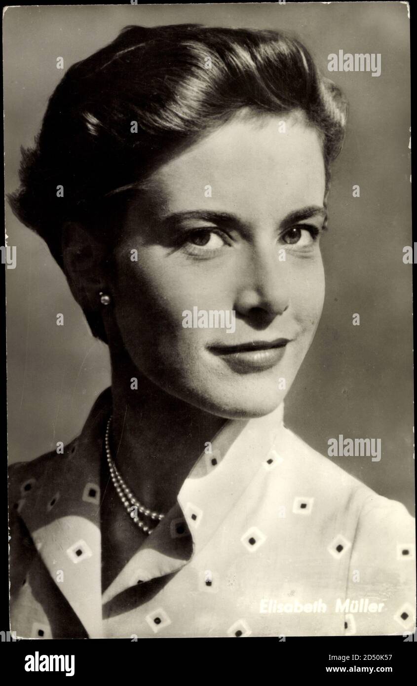 Schauspielerin Elisabeth Müller, Moselfahrt | usage worldwide Stock ...